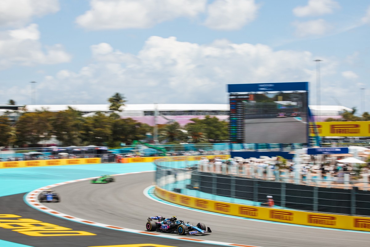 Mixed Sprint Race Results For Alpine As Both Drivers Make The Middle Of ...
